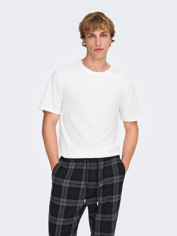 T-shirts for Men | Graphic & Basic Tees | ONLY & SONS